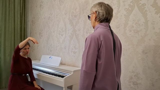 Урок вокала.  О высокой позиции верхней ноты