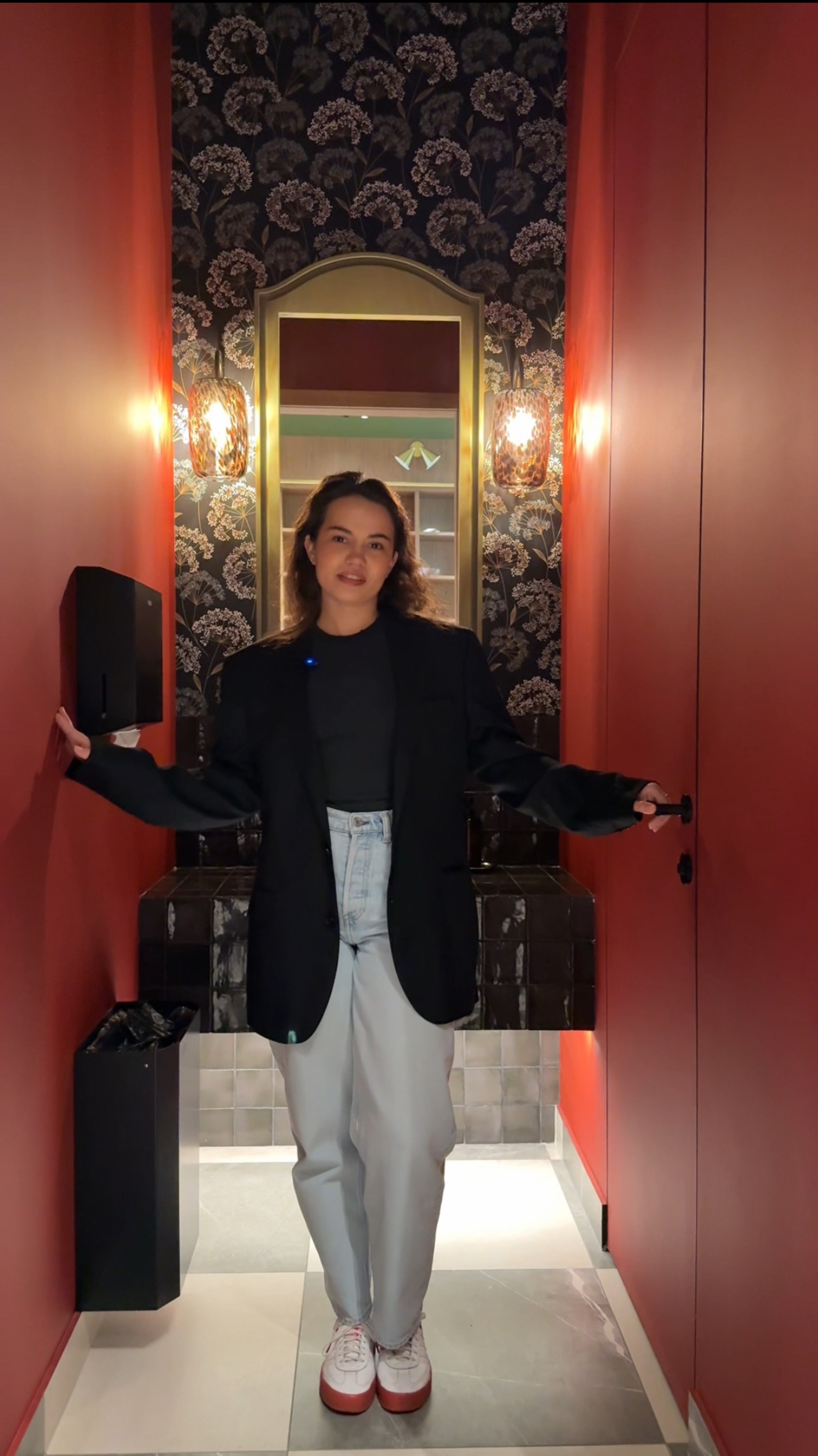 Скрытые двери эстет.  Реализованный проект Челябинск