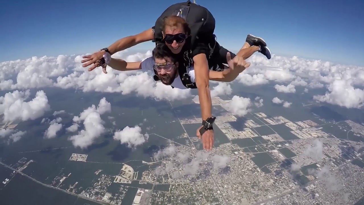 Фоновое видео. Трейлер канала "Fresh action"