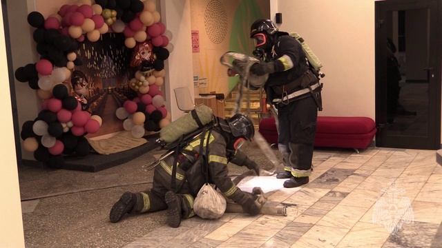 В Томске успешно ликвидирован условный пожар в развлекательном комплексе!