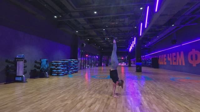 2025-10-10, (СОЛО), ФИТНЕС, MaryYoga, Show, Dance, GX011169