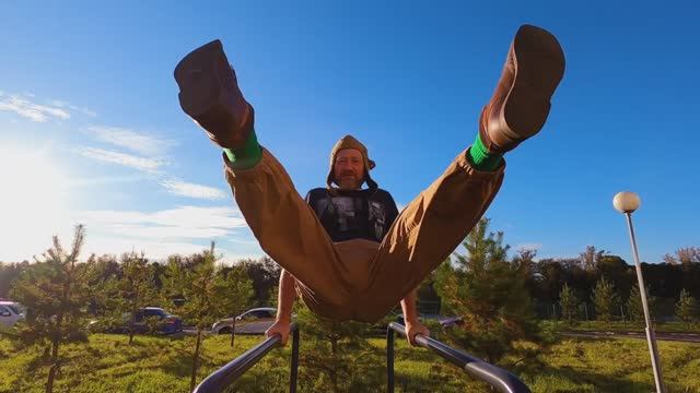 Папа ротный суперстар. 7 серия. Воздухоплаватели