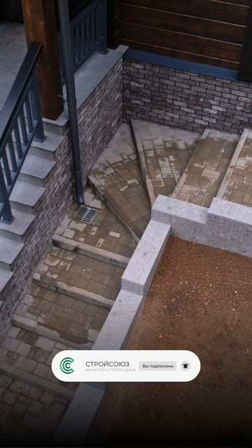 КРЫЛЬЦО ДОМА С ПОДОГРЕВОМ! ПРЕМИУМ РЕШЕНИЕ В ДОМЕ ИЗ КЛЕЕНОГО БРУСА #shorts