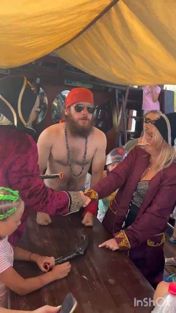 Пиратское пати - шикарное анимационное развлечение, шоу для детей на настоящих кораблях в море