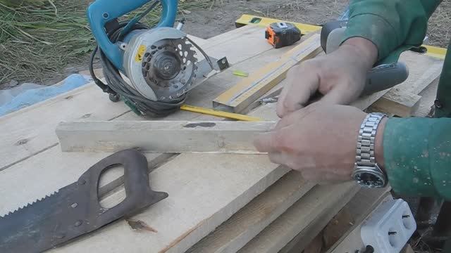 Высокоточный пузырьковый уровень делаем своими руками за 5 минут, в полевых условиях