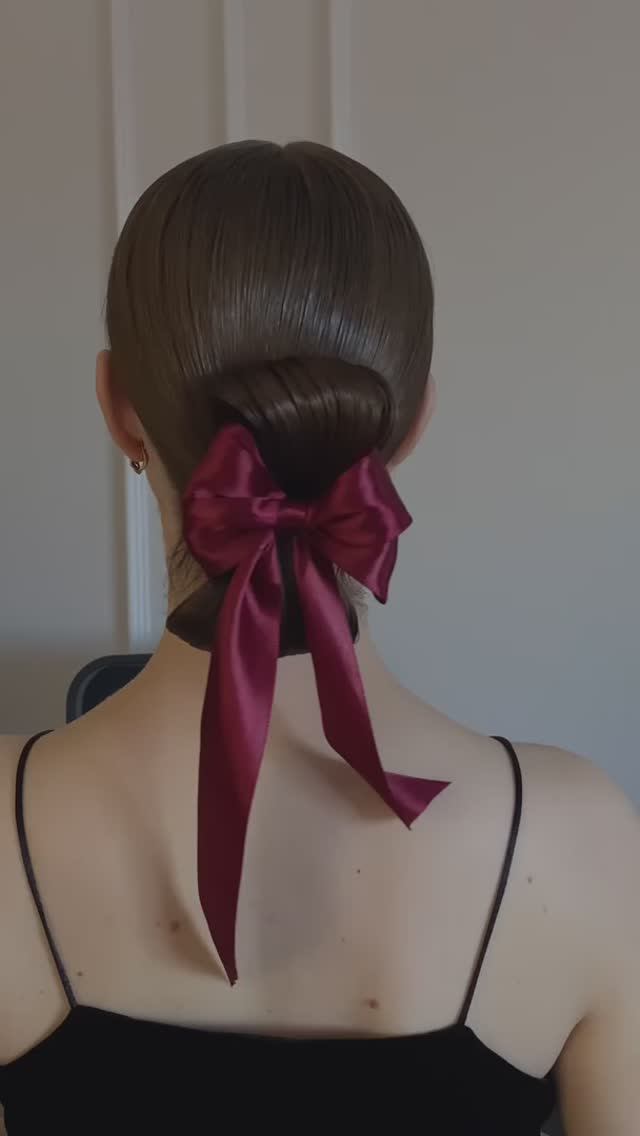 Создавай самые трендовые гладкие прически с нашими товарами, как найти читай в комментарии