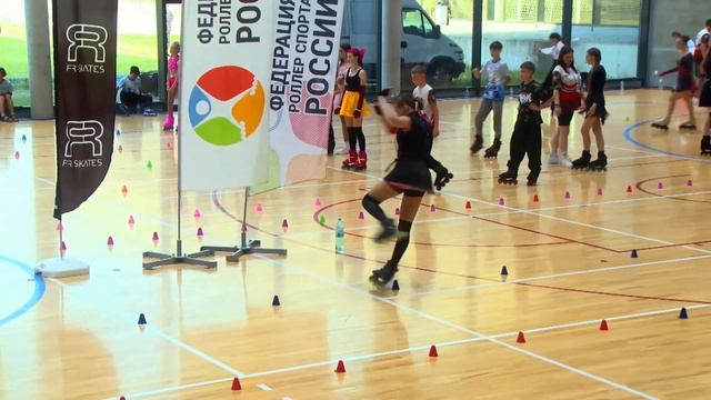 Ожиганова Алиса. 12 место, юниорки 10-18. Первенство России по роллер спорту 2025. Фристайл слалом