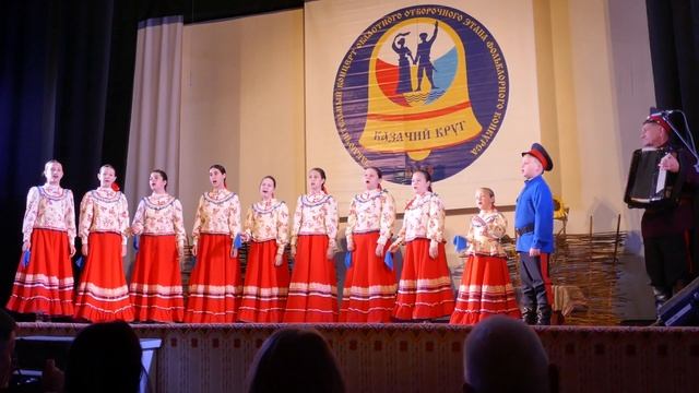 Ансамбль народной песни "Потешки" районный ДК Каменский район
