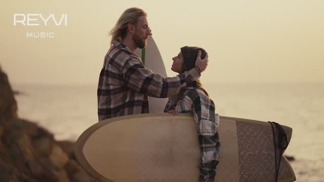 REYVI  Luce Dell'Amore (Italo Disco_Euro Disco) 2025_Full HD