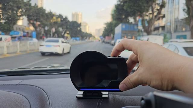 Автомобильный бортовой компьютер STEMKID P6