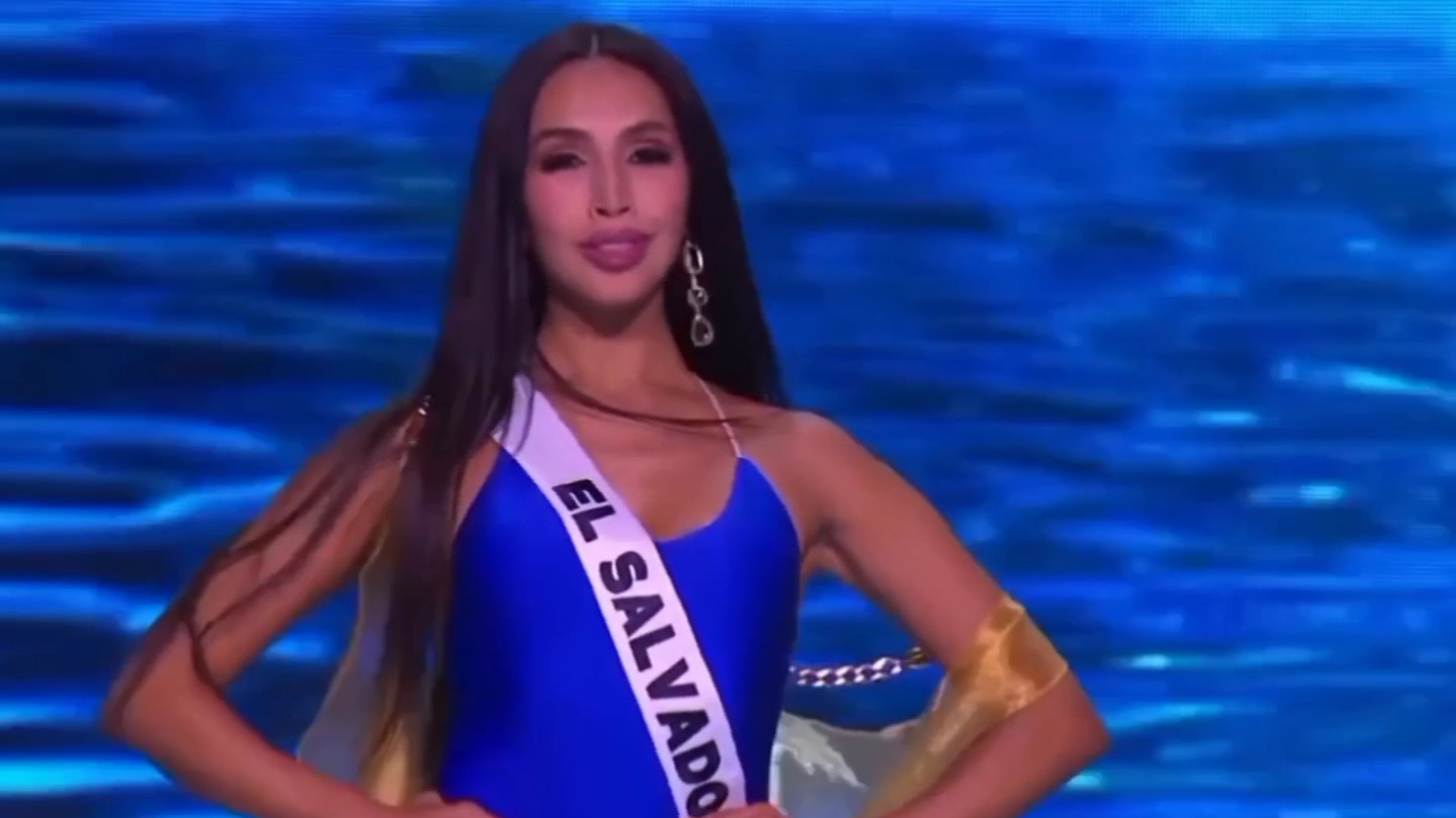 Сальвадор Мисс Вселенная 2024 (73) Дефиле в купальнике El Salvador Florence Garćia Miss Universe 73