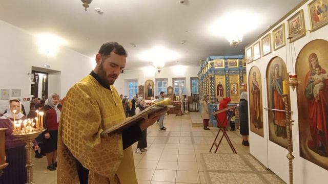 Неделя 18 по Пятидесятнице. Обре́тение мощей Иоанна́, архиеп. Шанха́йского и Сан-Франци́сского