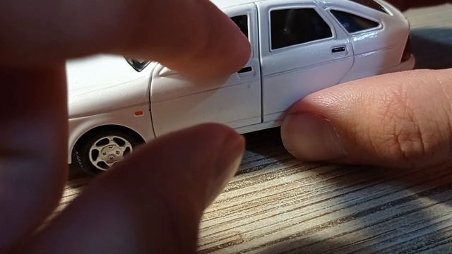 LADA RPIORA от тойруса масштаб 1:36