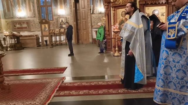 ВСЕНОЩНОЕ БДЕНИЕ В КАНУН ПОКРОВА ПРЕСВЯТОЙ БОГОРОДИЦЫ: ТРОПАРИ ПРАЗДНИКА В ИСПОЛНЕНИИ ХОРА ОБИТЕЛИ