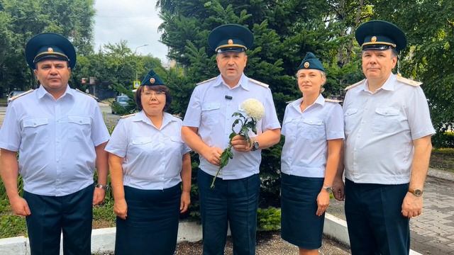 Таможни России поздравляют ДВТУ с 35-летием