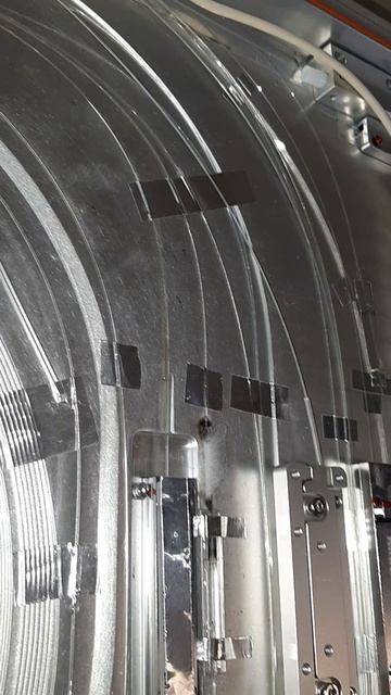 Алюминиевый мох в лазерном источнике Raycus RFL-C1500. Красиво сгорел.