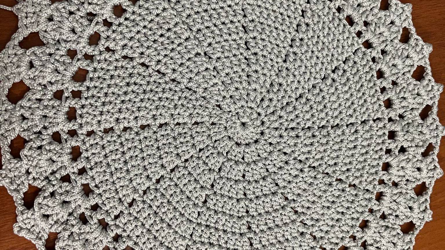 Салфетка крючком из пряжи "Макраме"