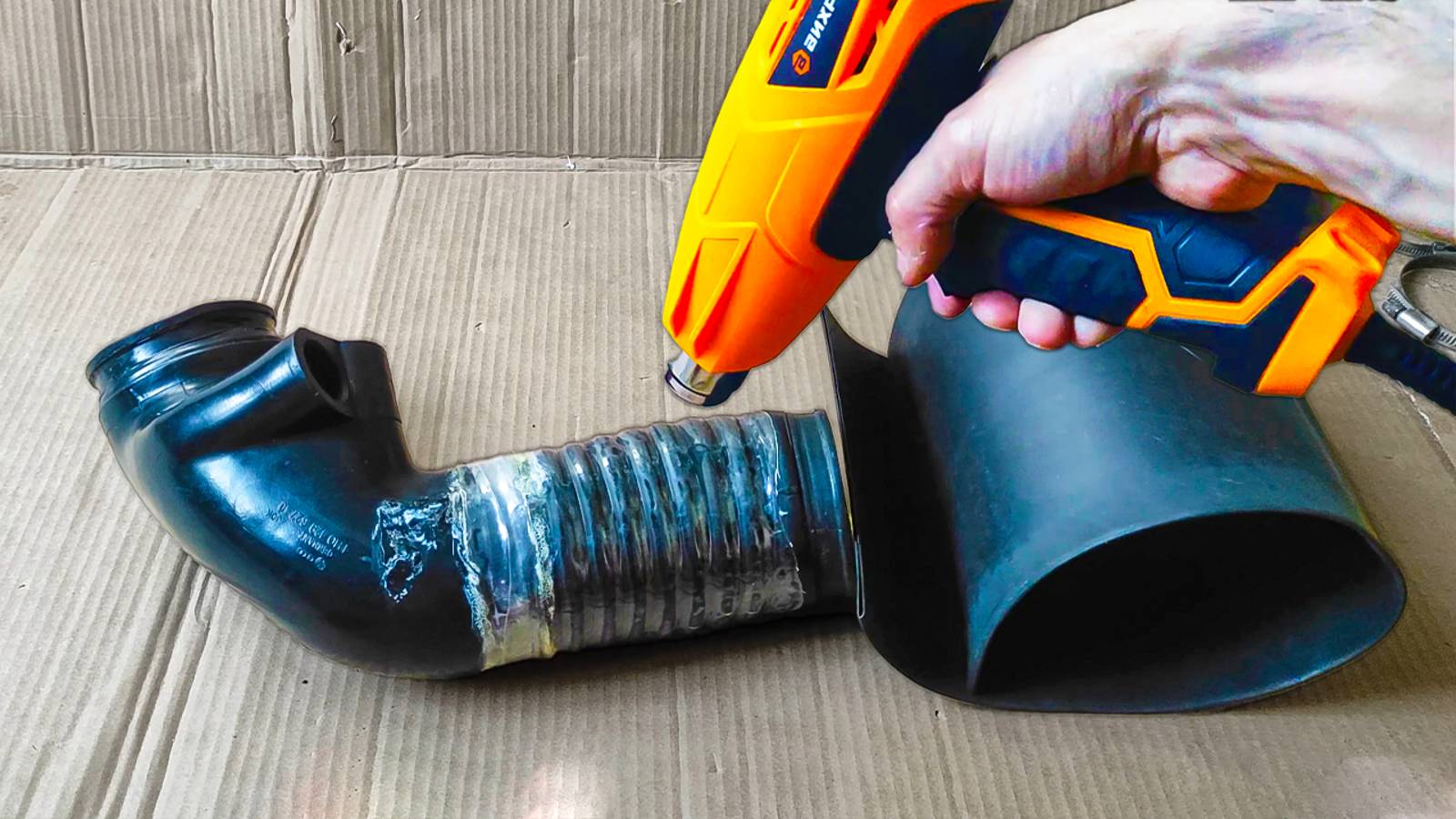 Лопнул патрубок? Починил термоусадкой — больше не пропускает! | Golf 3