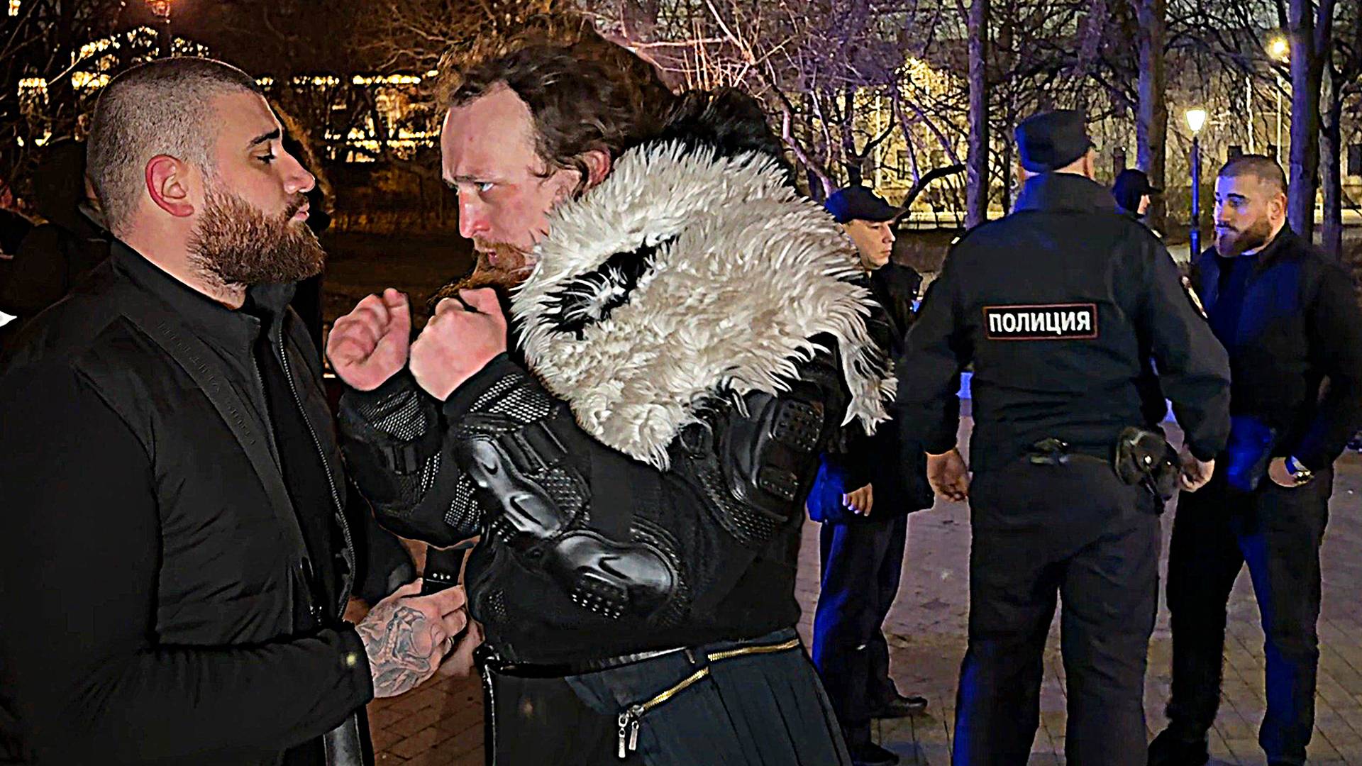 ЛЕВ ПРОТИВ - ТОЛПА HЕАДЕКВАТОВ ПРОТИВ ПОЛИЦИИ / ПОЛНАЯ ЖЕСТЬ