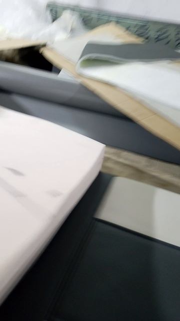 Сравнение строительного и мебельного поролона