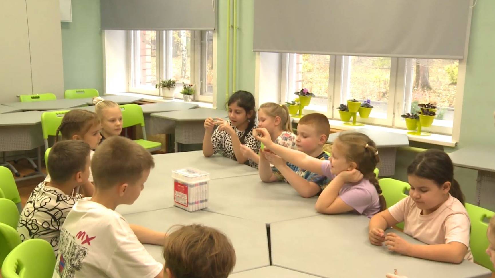 Около 500 ребят провели каникулы в школьных лагерях Ярославля