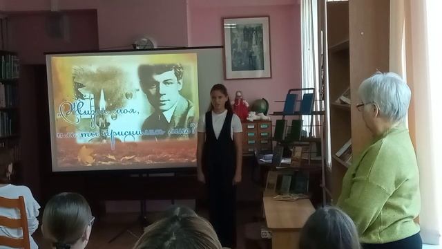 Сыч Мария (8-а класс, РСШ № 1) / "Не жалею, не зову, не плачу..."