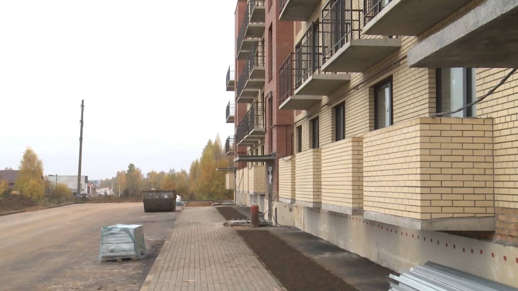 В Ярославле на Колышкина идёт благоустройство