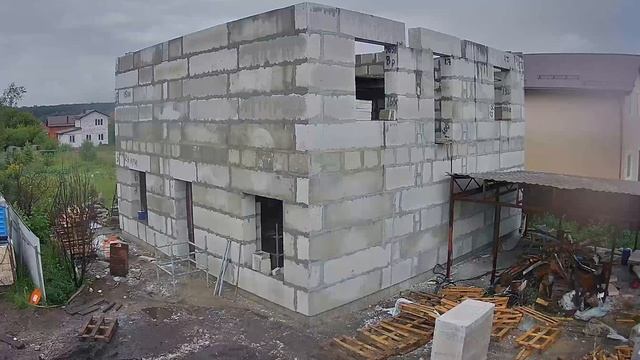 Таймлапс двухэтажного дома