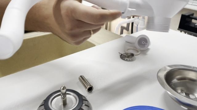 Установка выпуска А-5007-1 на мойку с круглым переливом.