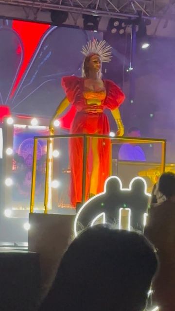 Вечерняя дискотека в стиле лас Вегас