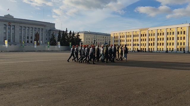 Киров Площадь у Администрации города 02.10.2025