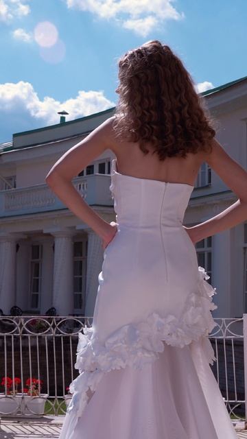 Свадебное платье Велла из коллекции «Aristocratka» 2026 от Tatiana Kaplun