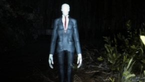 играю в игру Слендермен может ли эта игра напугать в 2025 году?