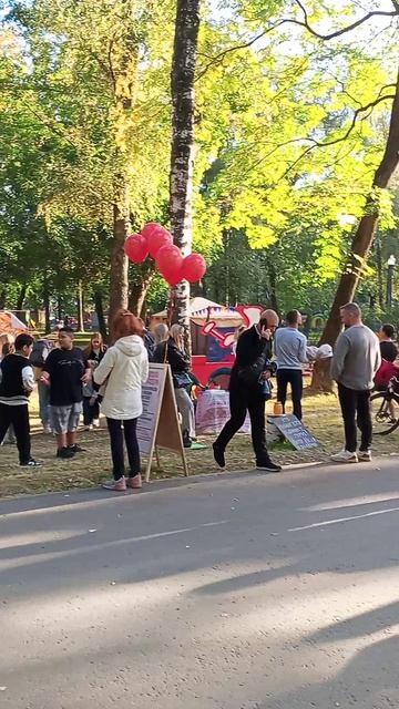 Девочка с коромыслом