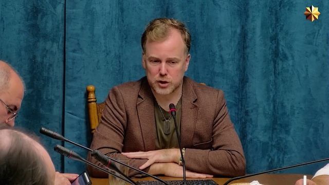 Пересадка головы, бессмертие и запись личности на флешку.