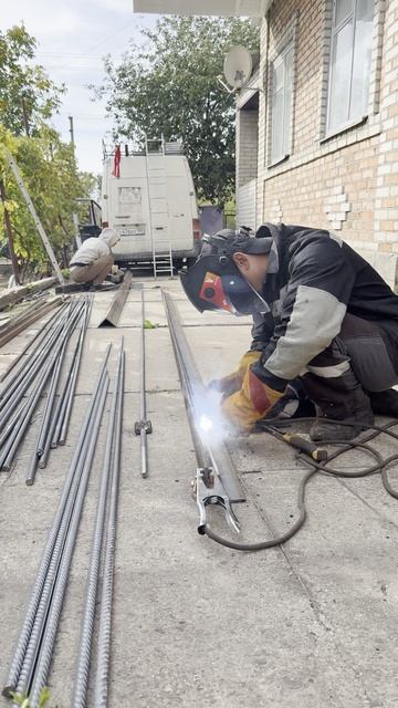 РемДонСтрой — стяжка домов металлом по ДНР (видео №3)