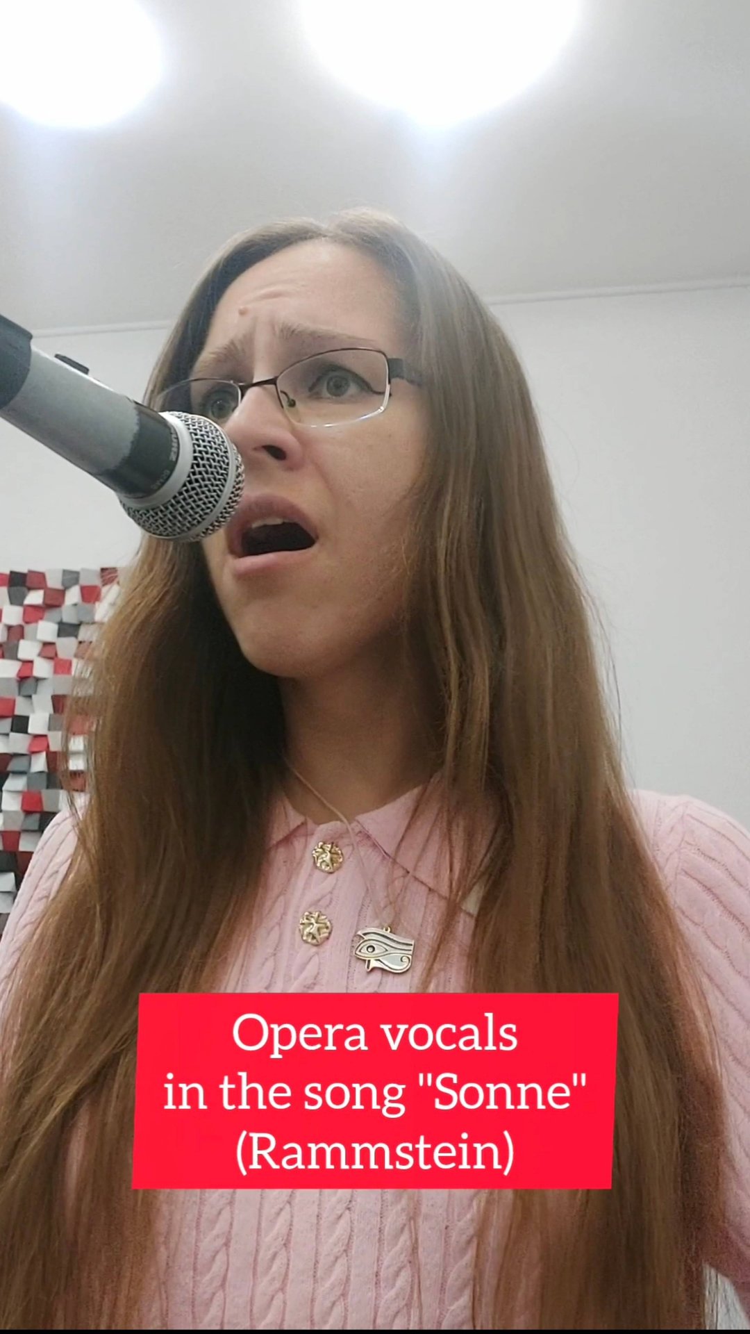 Оперный вокал в песне "Sonne" (женский кавер группы Rammstein)