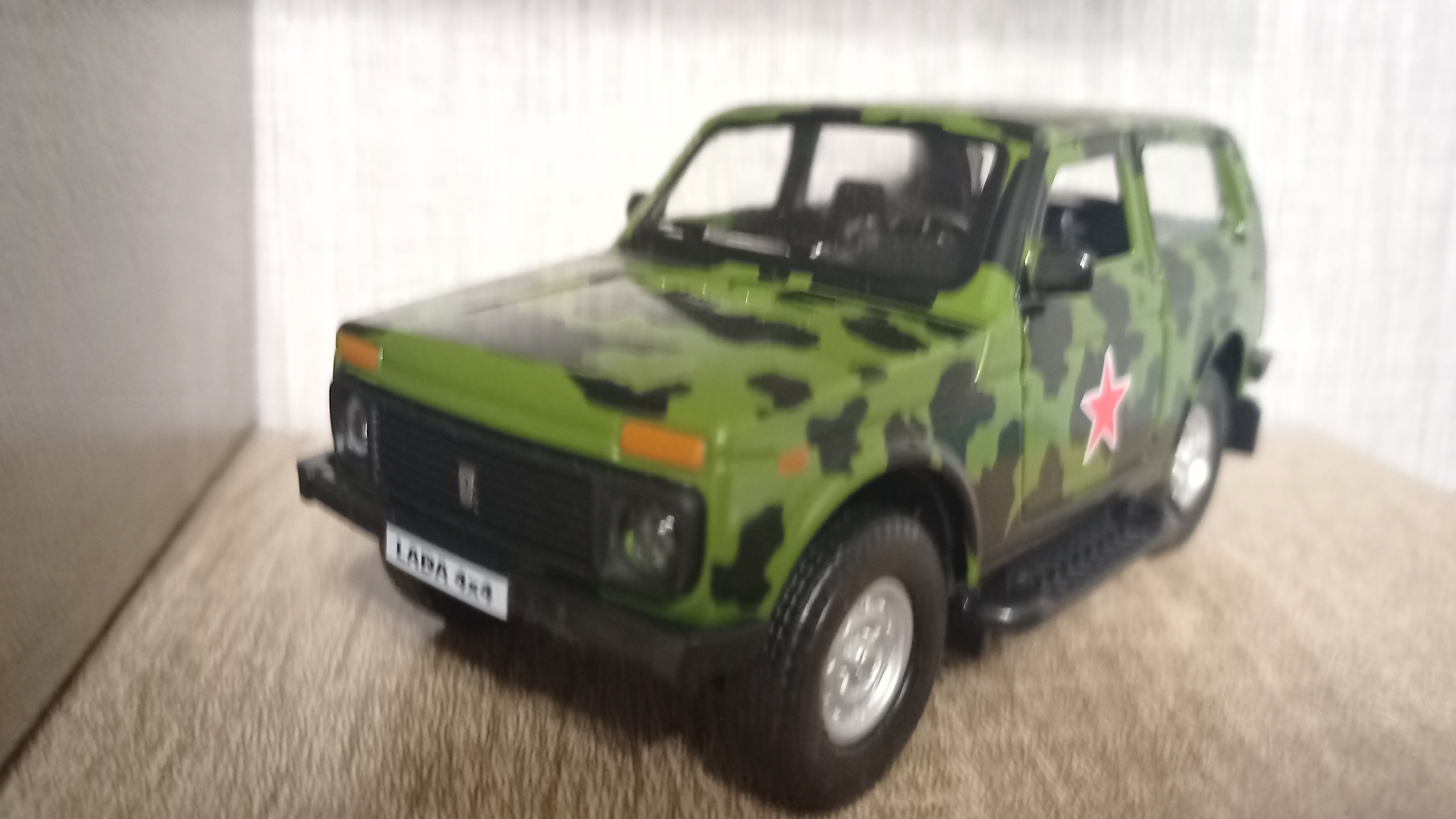 LADA 4х4 от тойруса масштаб 1:36