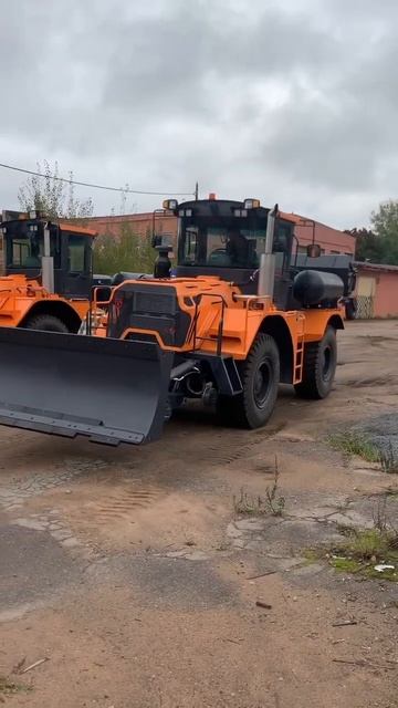 Локомобили СТАНИСЛАВ-705 (маневровые тягачи) 240 л.с. 330 л.с. #локомотив #трактор #железнаядорога