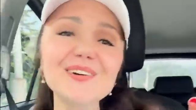 Сколько б не было вам лет не грустите Наталья Дозорова ст Татьяна Олексийчук муз Елена Карпук ИИ