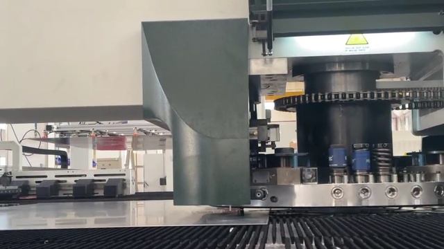 Координатный пресс AKN E3000 Ultra и автоматизация