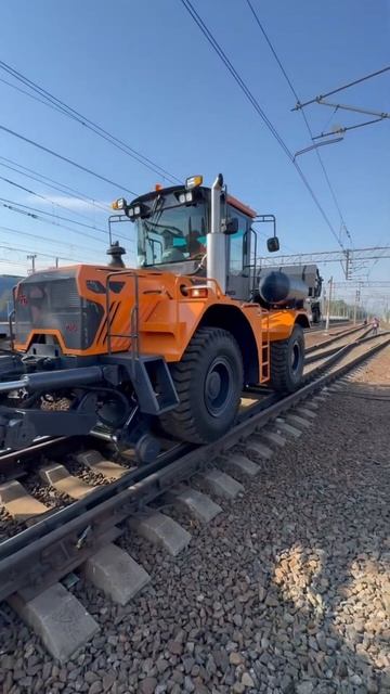 Локомобиль СТАНИСЛАВ-705 маневровый локомотив на комби ходу #трактор #бульдозер #железнаядорога