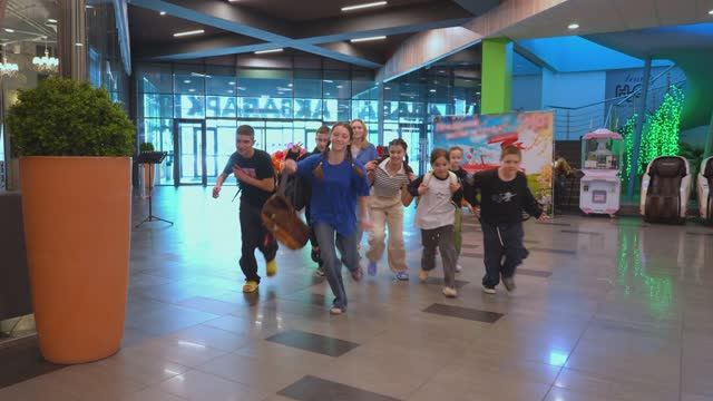 День рождения с любимыми героями в аквапарке H2O