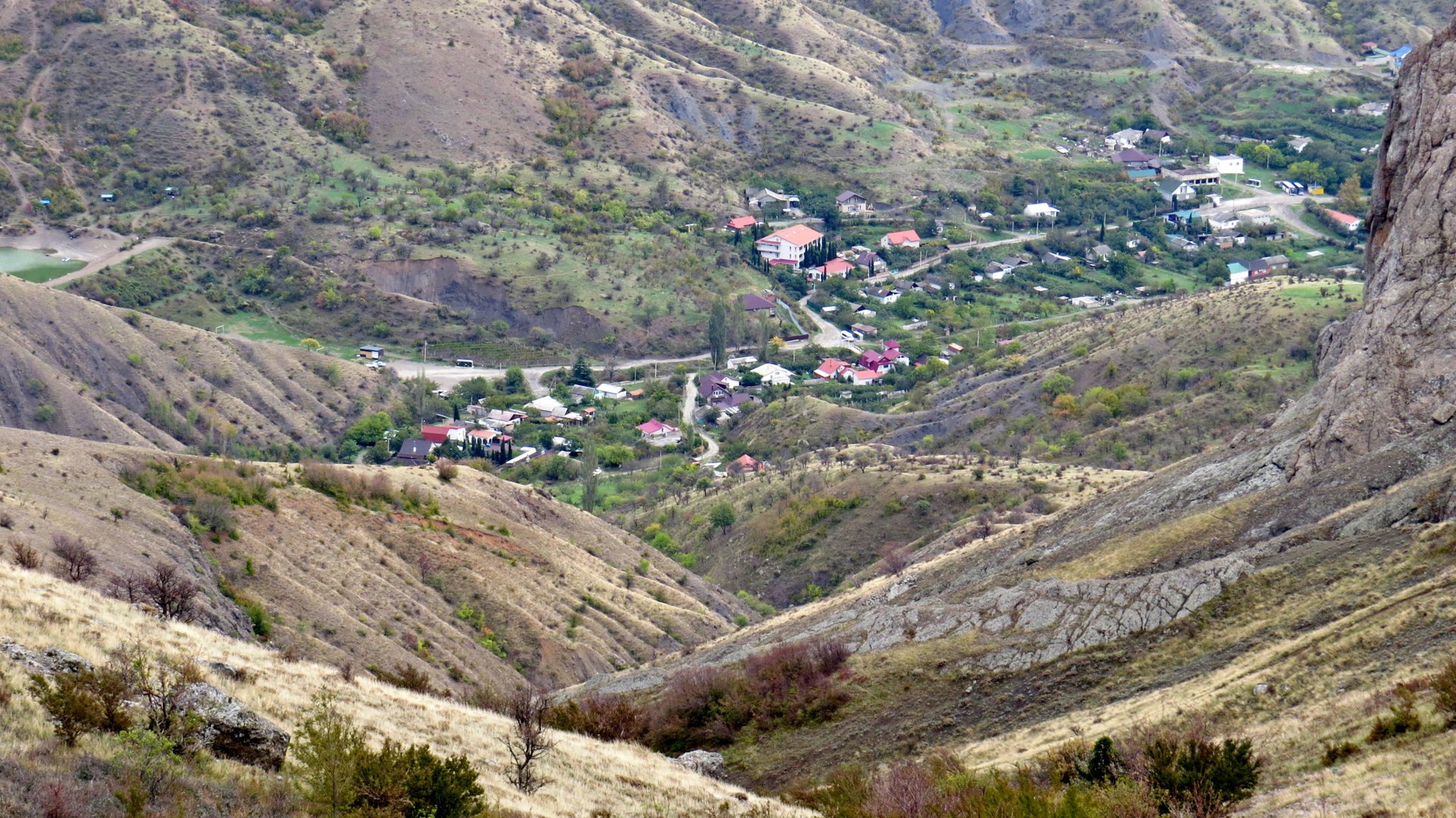 Над урочищем Панагия и Зеленогорьем