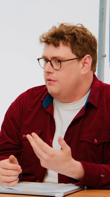 Месть строгой учительнице русского языка.  Смотрите подкаст «Олдскулы свело»: https://clck.ru/3Pkeb