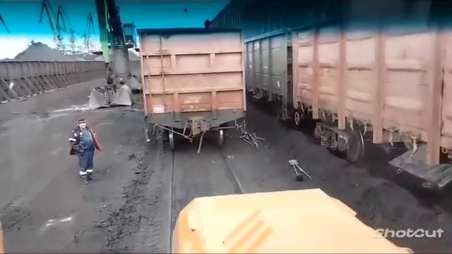 Локомобиль СТАНИСЛАВ-705 (маневровый тепловоз на комбинированном ходу). Управление в кабине