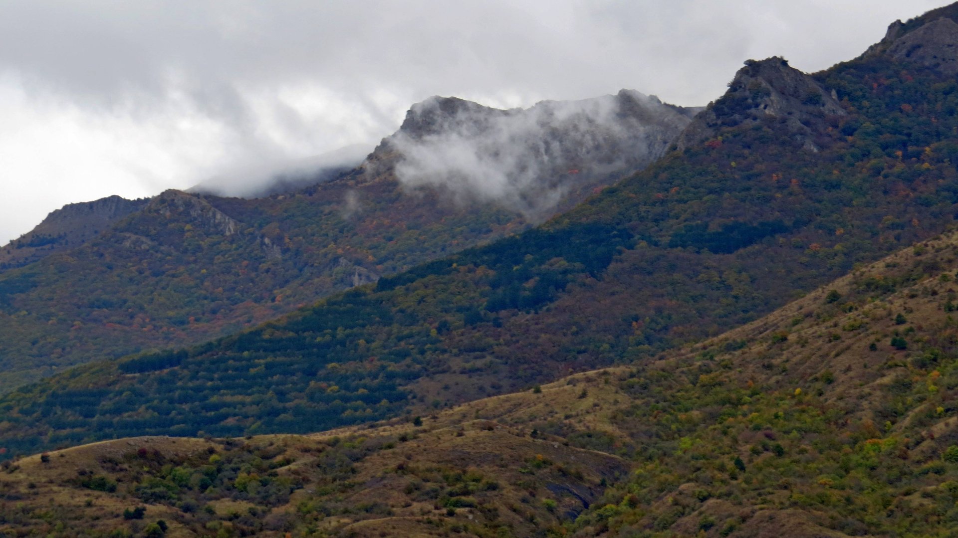 По древнеримской дороге над Карасубазарской балкой. Октябрь