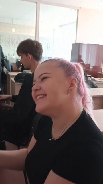 Жена-электрик - счастье в доме!