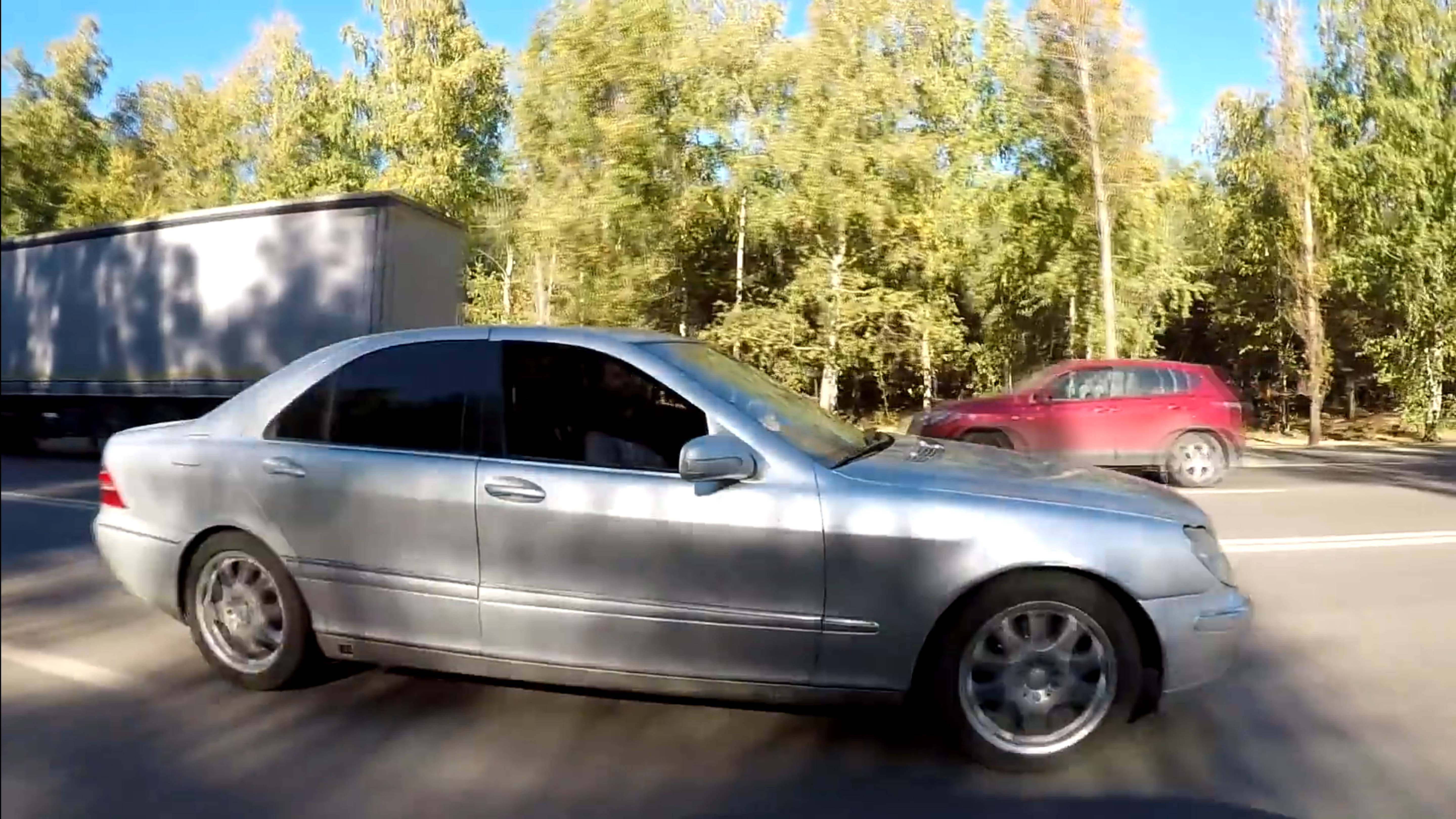 Мерседес W220 за 107 тысяч порвал новый Е класс!!! Цена ремонта...