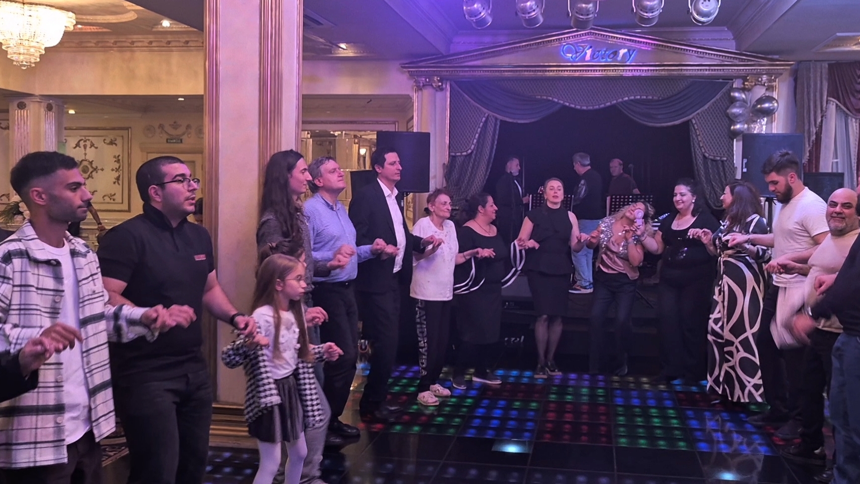 Ассирийцы 🔵⚪🔴 Духрана д Мар Давид в Москве 🎊🙌🙏❤ 15.10.2025